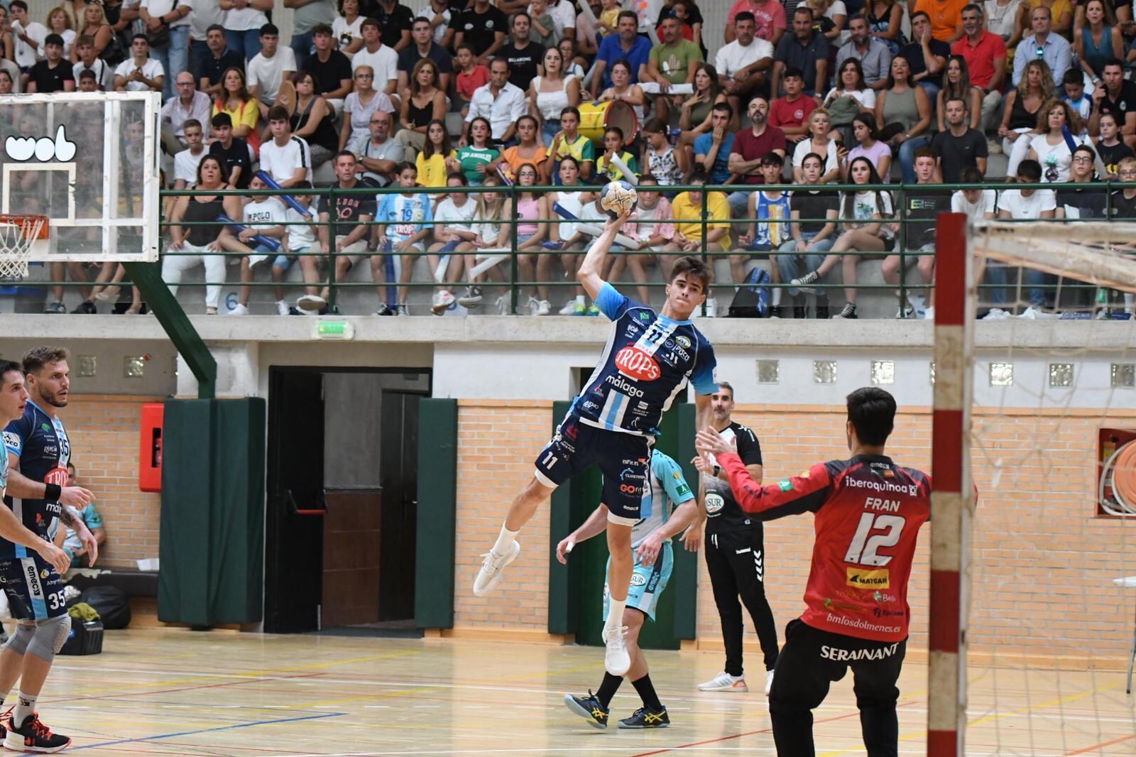 El joven extremo Pablo Soler una temporada más en el Trops Málaga | Más ...