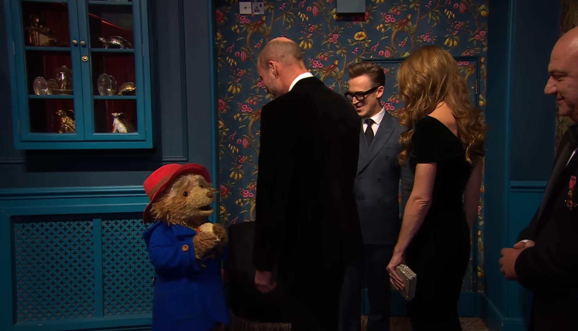 El oso Paddington recibe la visita de los príncipes de Gales | Gente | Cadena SER